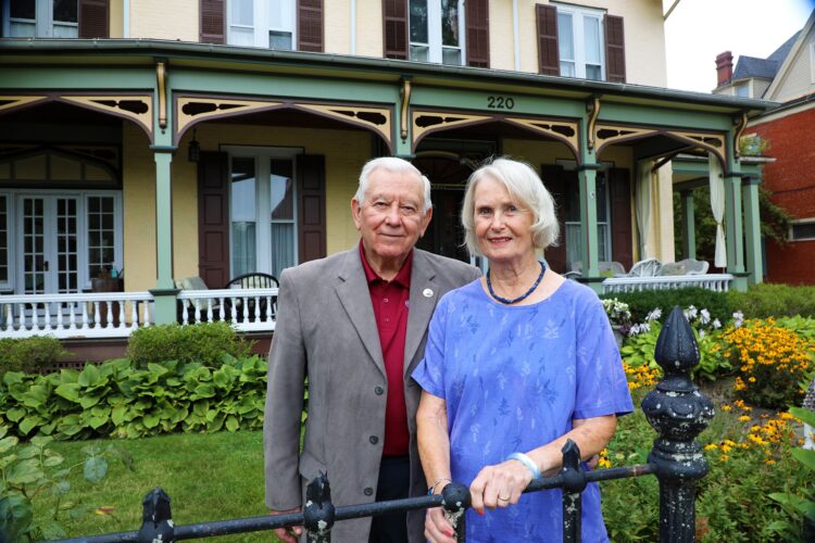 Ron ’66 and Jo Ann Bowes make $500,000 donation to LHU wrestling | News ...